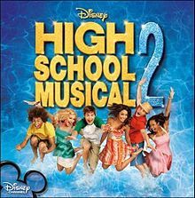 Paroles et traduction High School Musical : What Time Is It ? - paroles ...