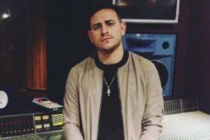 🐞 Paroles Chris Jeday : paroles de chansons, traductions et nouvelles ...