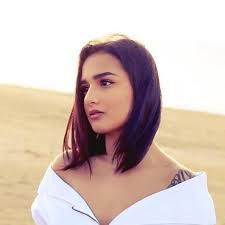 🐞 Paroles Florina (Perez) : paroles de chansons, traductions et ...