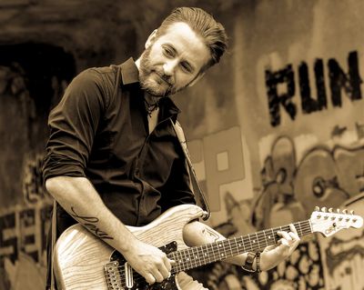 🐞 Paroles Ian Couture : paroles de chansons, traductions et nouvelles ...