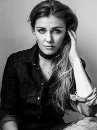 🐞 Paroles Clara Mae : paroles de chansons, traductions et nouvelles ...