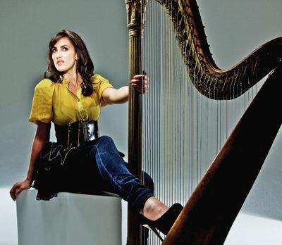 🐞 Paroles Lucinda Barry : paroles de chansons, traductions et nouvelles ...