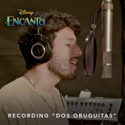 Paroles et traduction Sebastian Yatra : Dos Oruguitas - paroles de chanson
