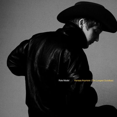 Paroles et traduction ROLE MODEL : Frances - paroles de chanson