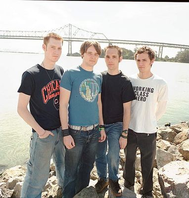 🐞 Paroles Allister : paroles de chansons, traductions et nouvelles chansons