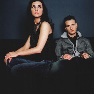 🐞 Paroles D.H.T. : paroles de chansons, traductions et nouvelles chansons