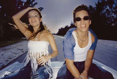 Paroles et traduction Sandy E Junior : Love Never Fails - paroles de ...