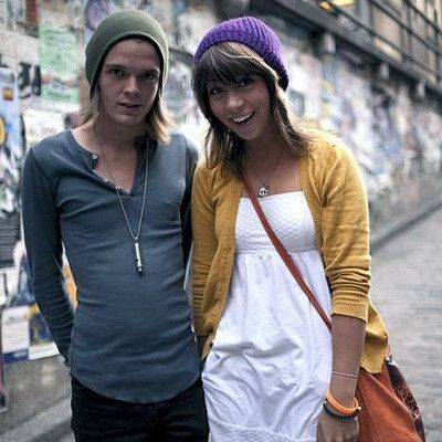 🐞 Paroles He Is We : paroles de chansons, traductions et nouvelles chansons